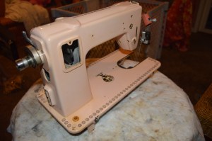 Restoration of a “Pink Atlas” Precision Straight Stitch Sewing Machine ...