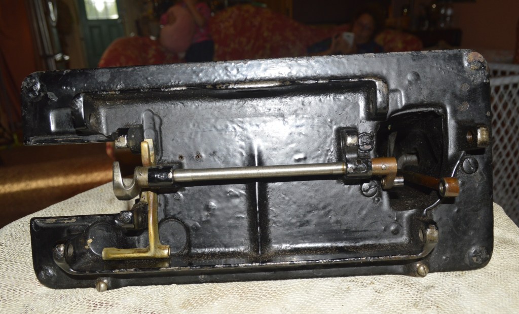 Restoration of an Antique Victorian 1894 Singer Model 15-30 Sewing ...