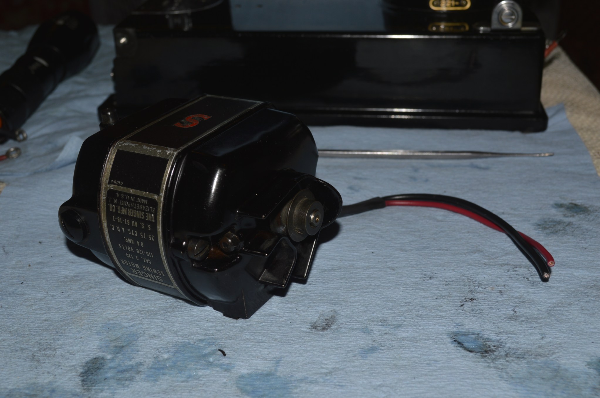 A Tutorial – Vintage Singer External Motors … Do They Use Grease, Or Do ...