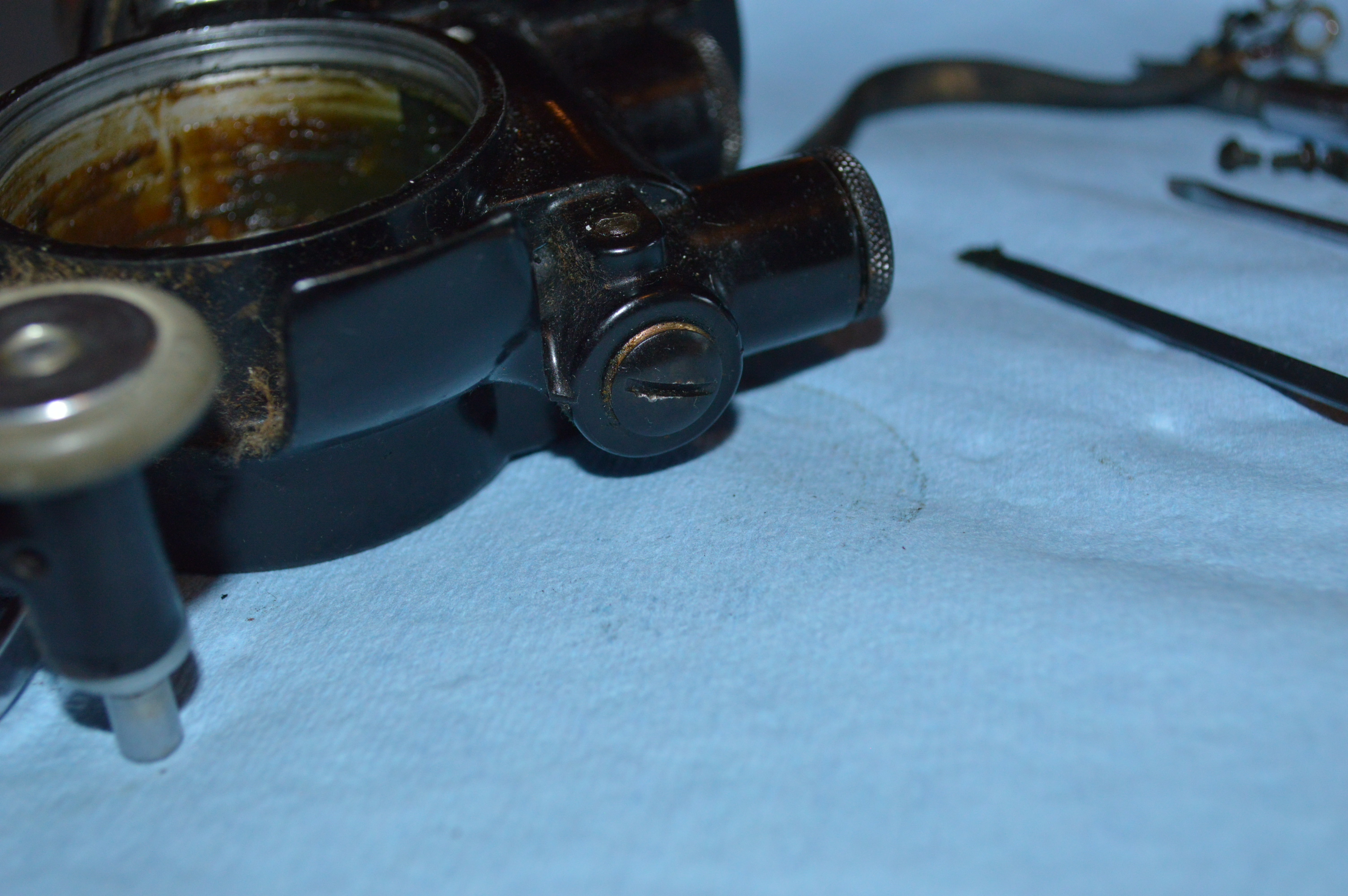 A Tutorial – Restoration of a Vintage Singer Model 201-2 and 15-91 ...