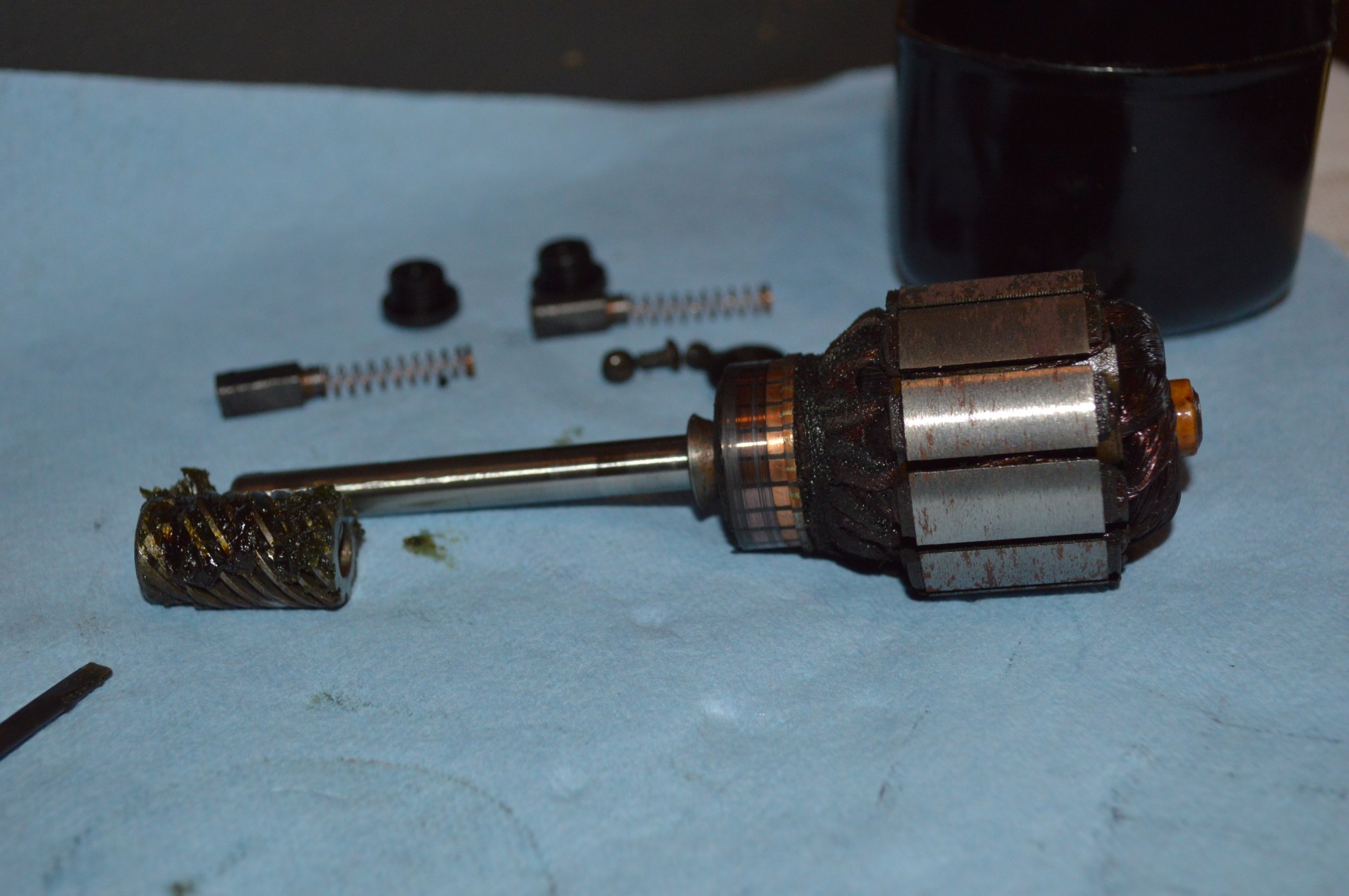 A Tutorial – Restoration of a Vintage Singer Model 201-2 and 15-91 ...