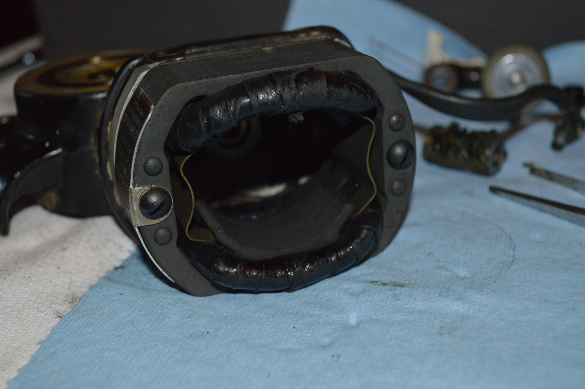 A Tutorial – Restoration of a Vintage Singer Model 201-2 and 15-91 ...