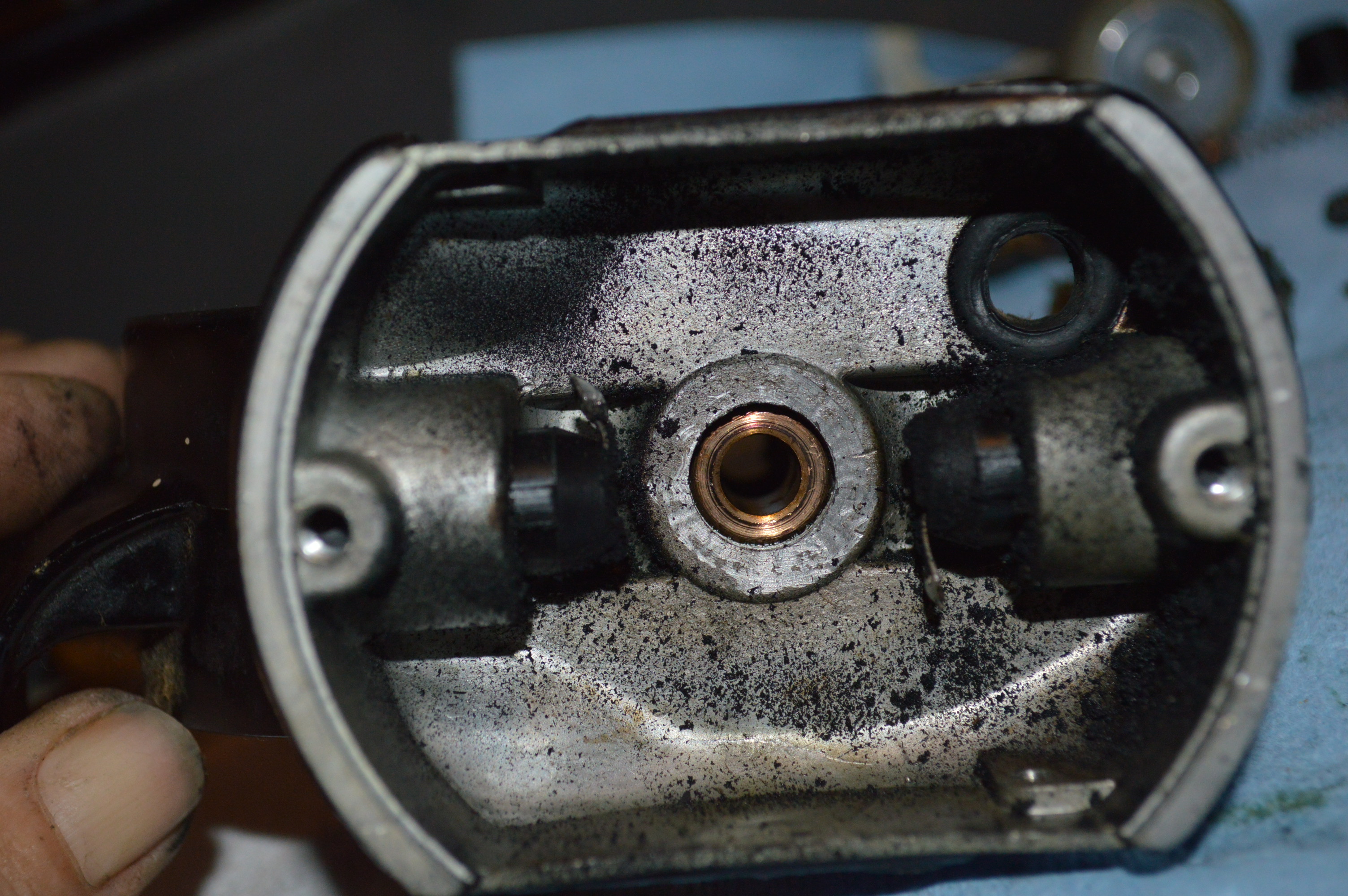 A Tutorial – Restoration of a Vintage Singer Model 201-2 and 15-91 ...