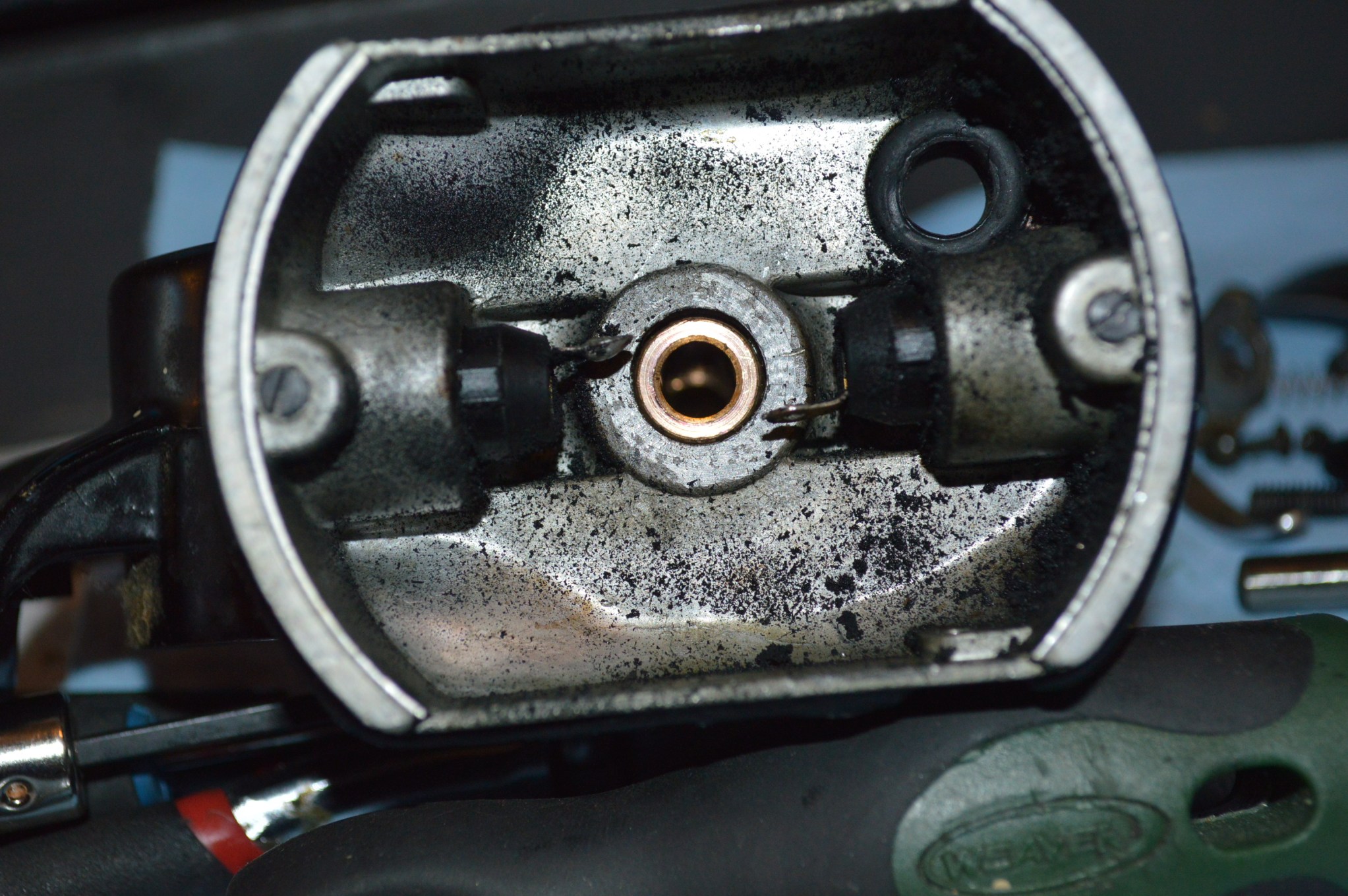 A Tutorial – Restoration of a Vintage Singer Model 201-2 and 15-91 ...