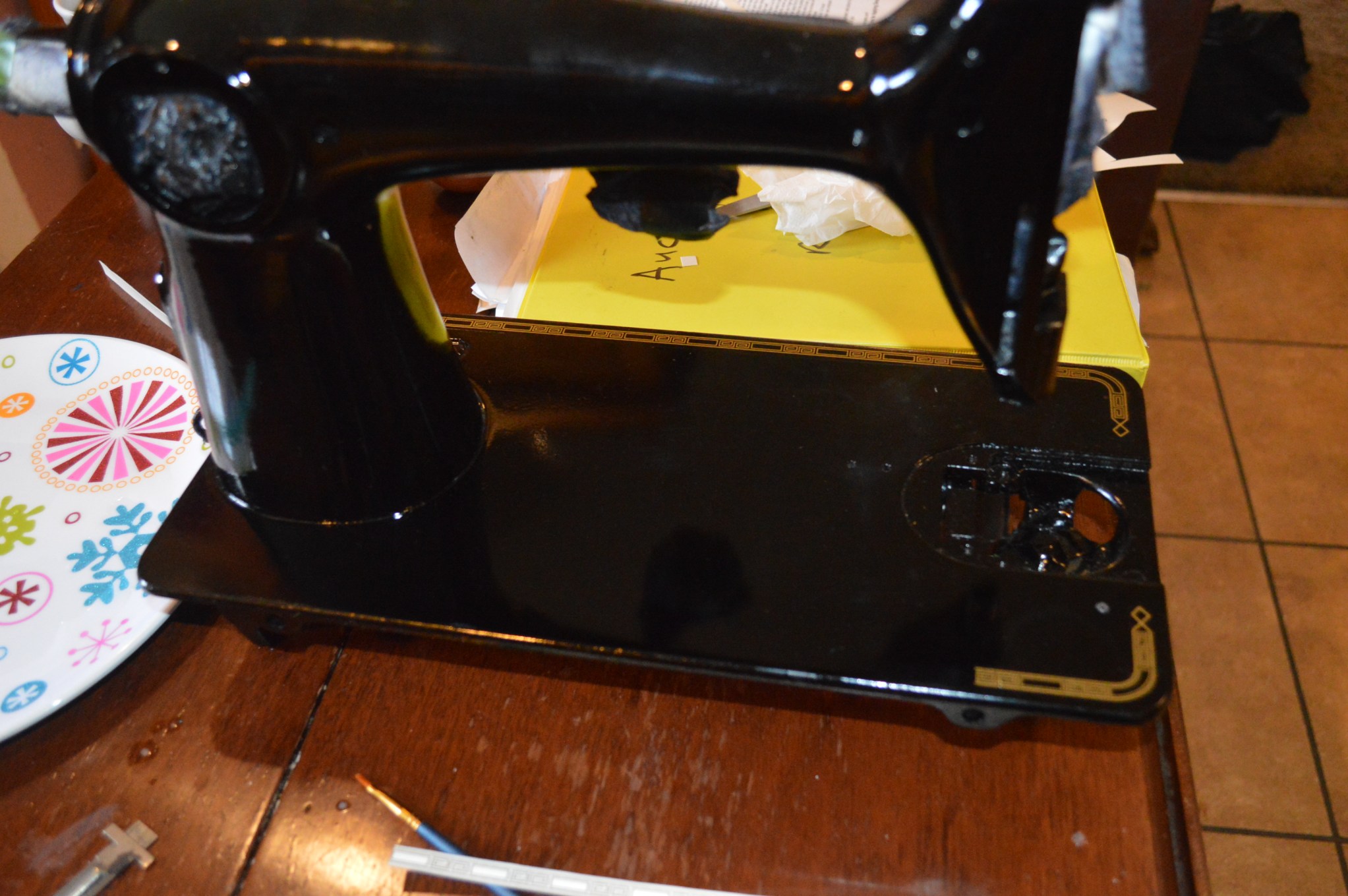 Restoration of Carole’s 1950 Vintage Singer 201-2… New Paint and Decals ...