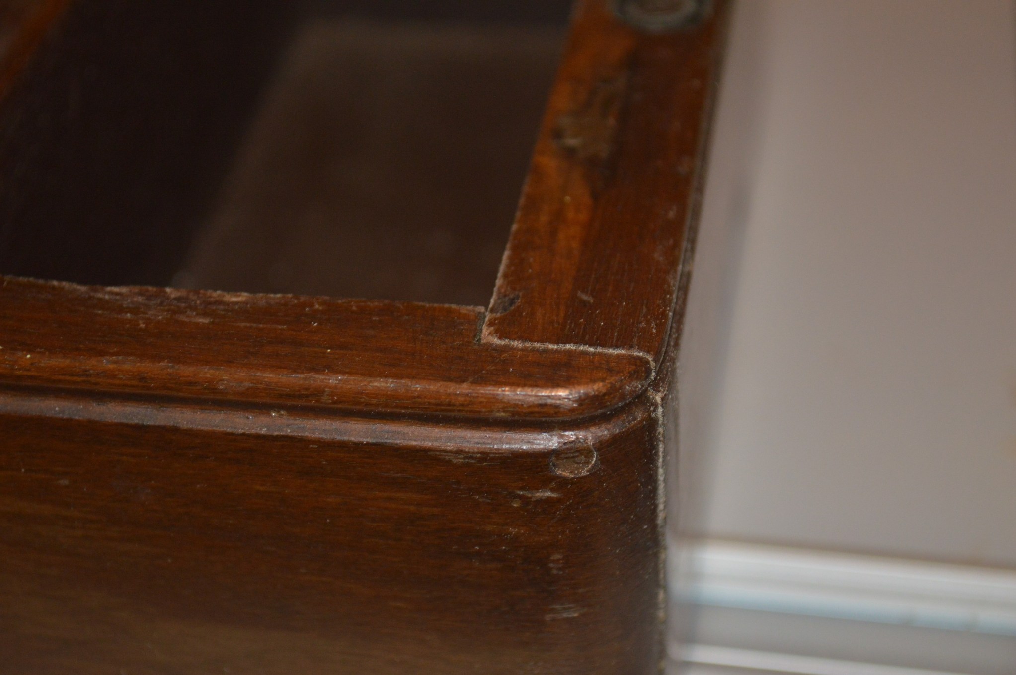 Building a Craftsman Quality Oak Sewing Machine Base for a Full Size ...
