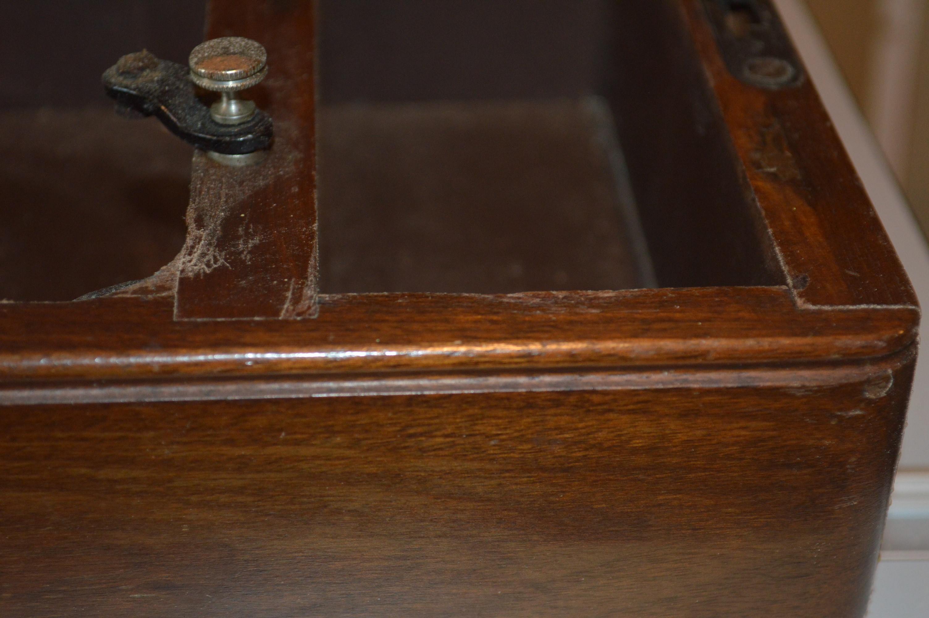 Building a Craftsman Quality Oak Sewing Machine Base for a Full Size ...