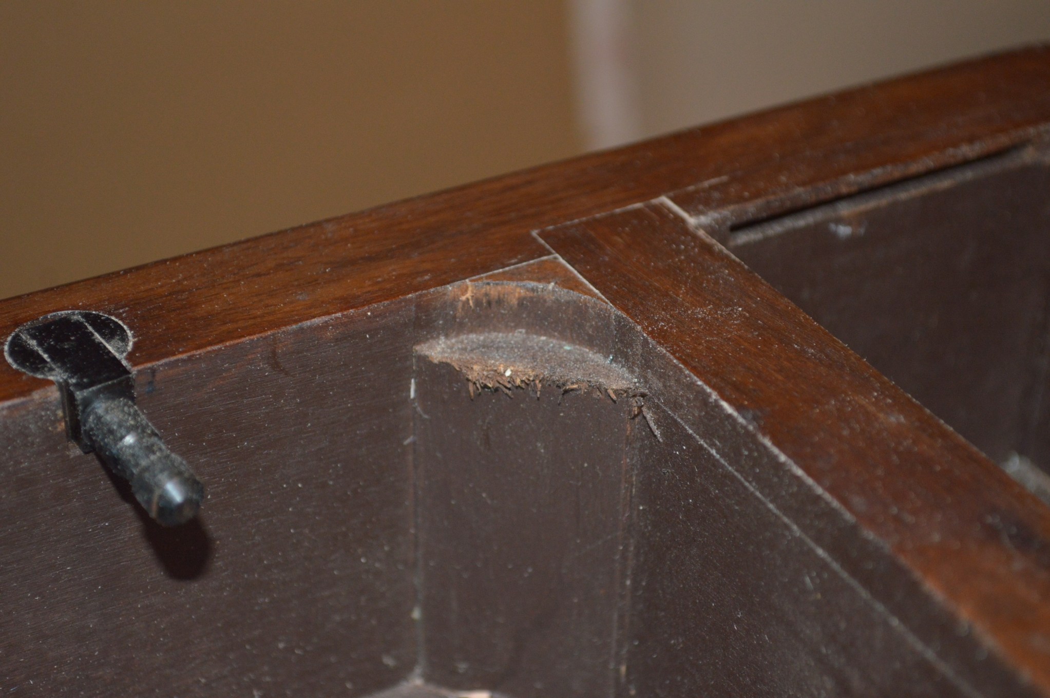 Building a Craftsman Quality Oak Sewing Machine Base for a Full Size ...