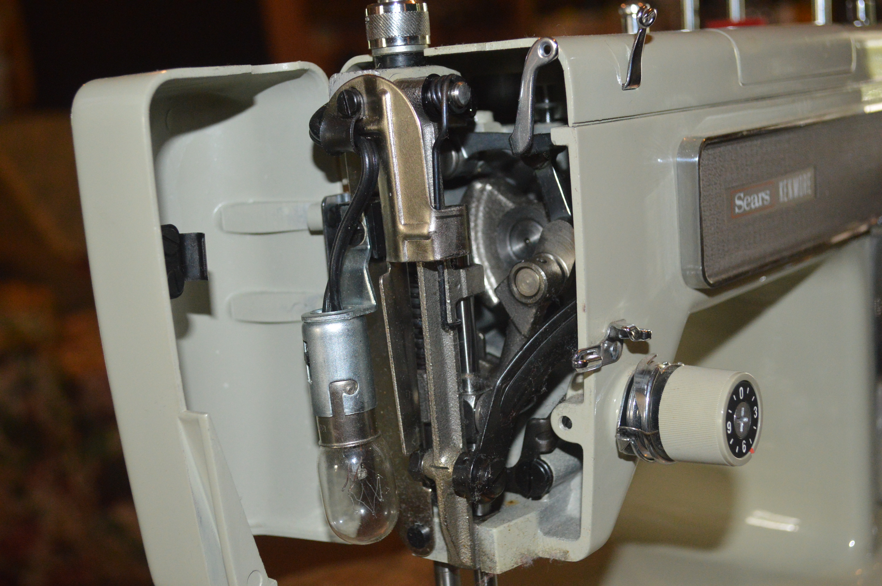 Restoration of a 1970/71 (or is it a 1977) Vintage Kenmore Model 158. ...