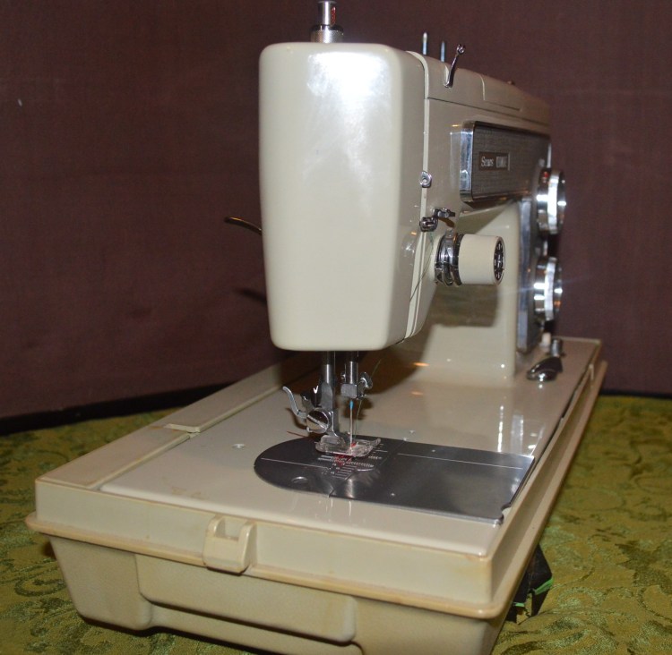 Restoration of a 1970/71 (or is it a 1977) Vintage Kenmore Model 158. ...