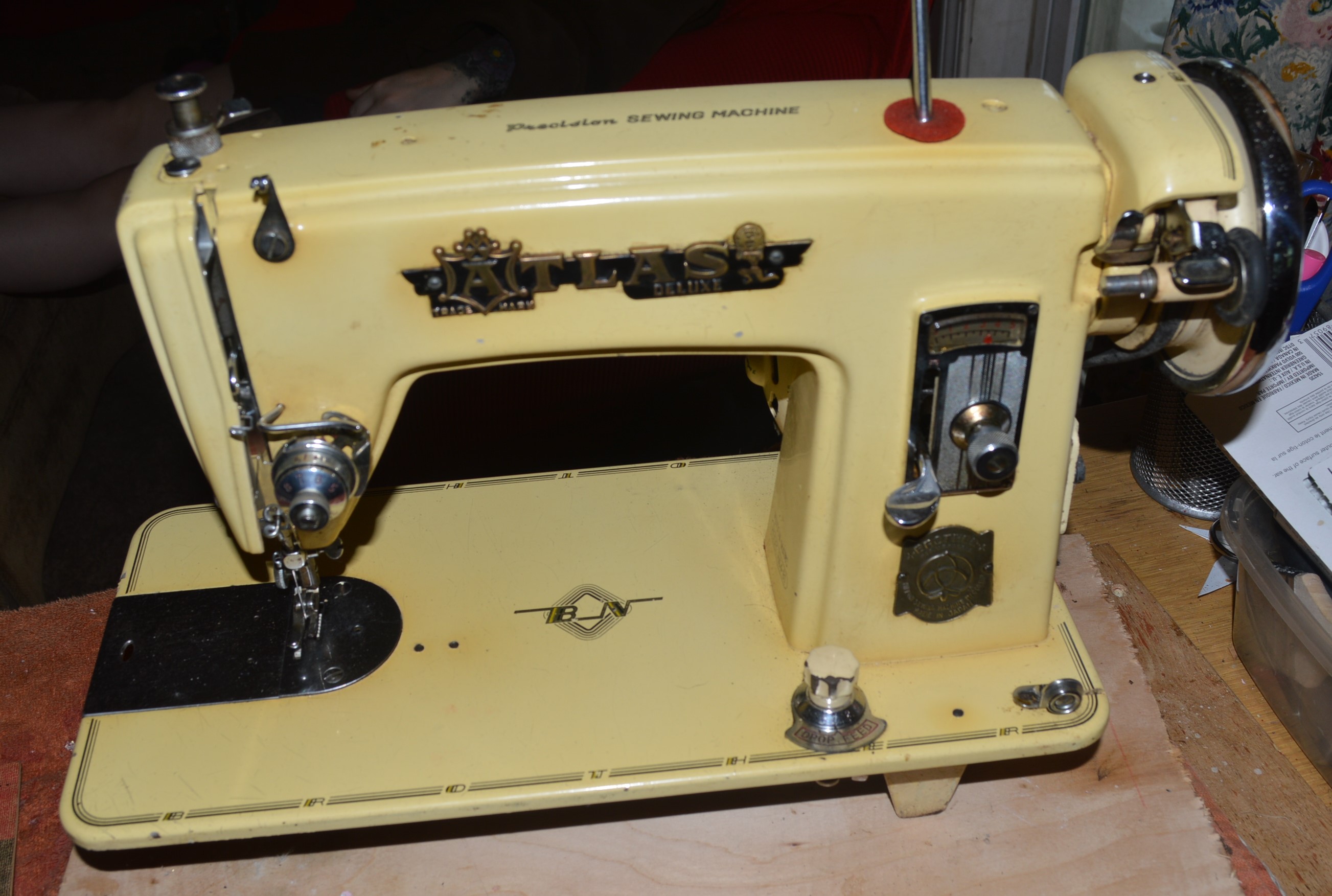 Restoration of a Vintage 1950’s-1960’s Yellow Atlas “Window-Matic ...