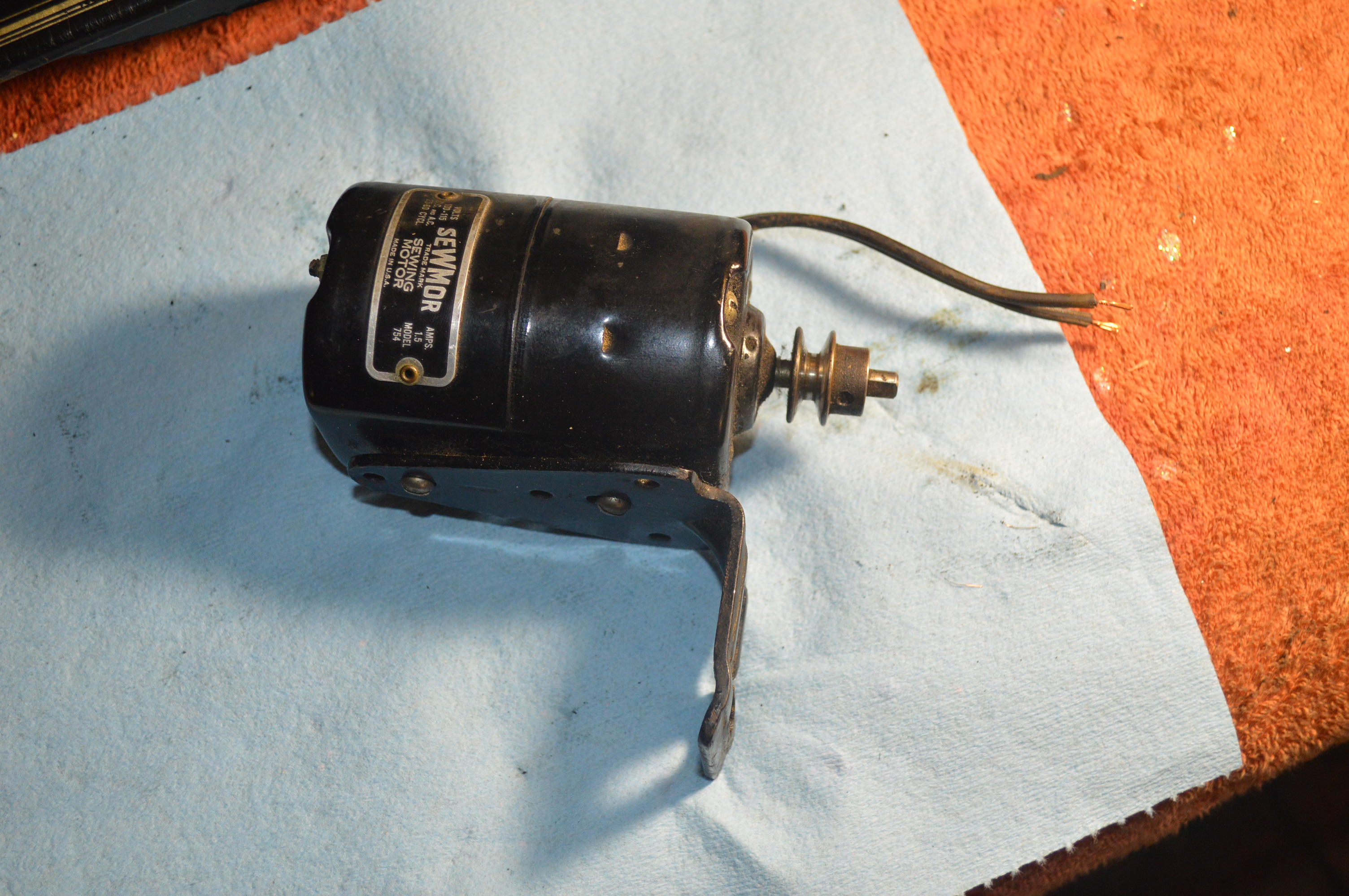 A Tutorial – Restoring a Vintage Sewing Machine Motor – Professionally ...