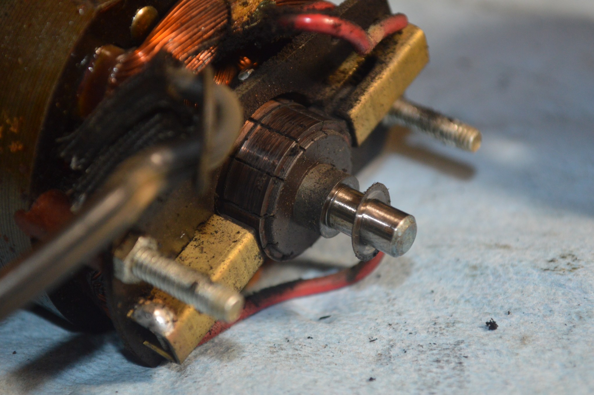 A Tutorial – Restoring a Vintage Sewing Machine Motor – Professionally ...