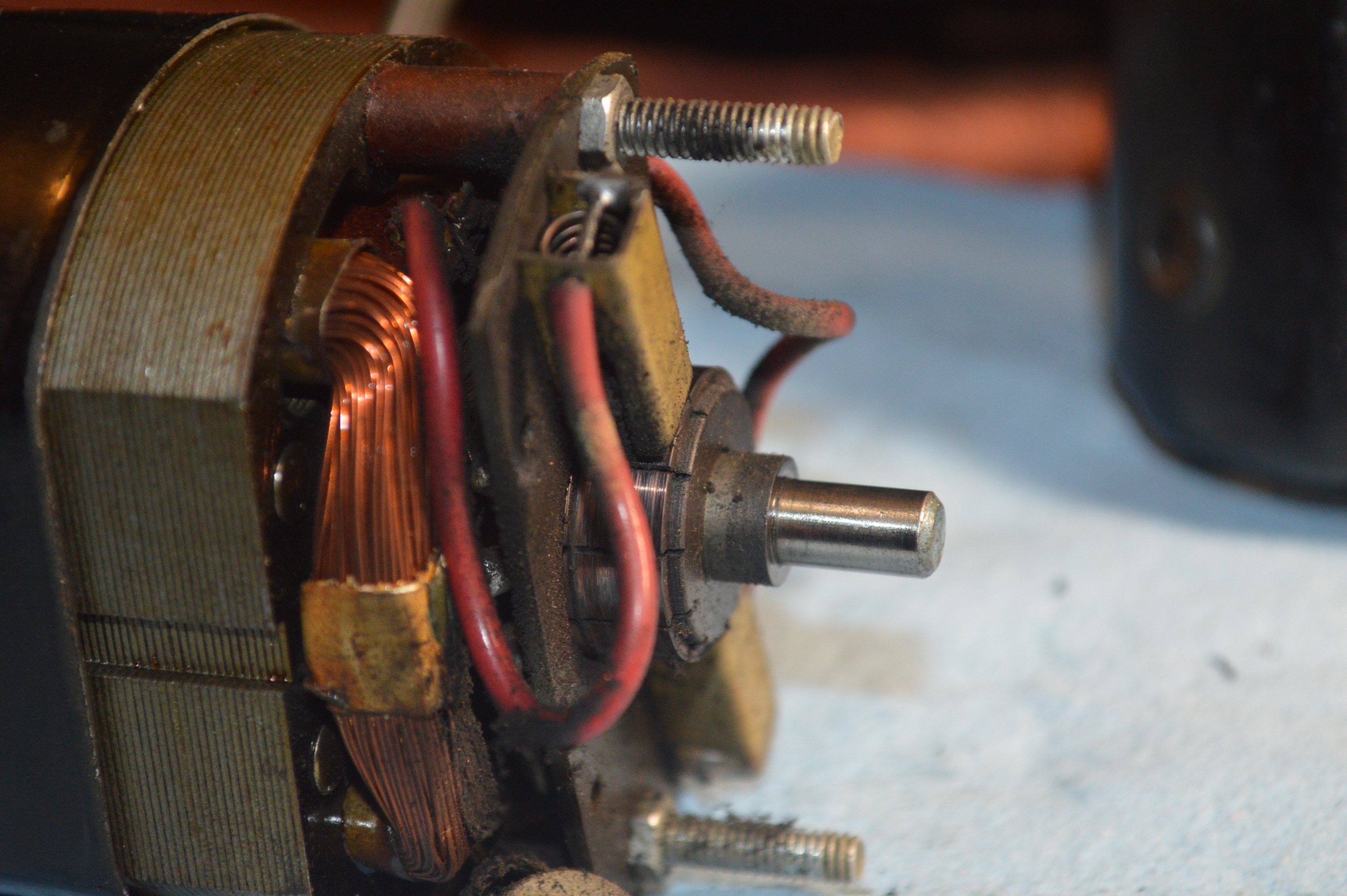 A Tutorial – Restoring a Vintage Sewing Machine Motor – Professionally ...