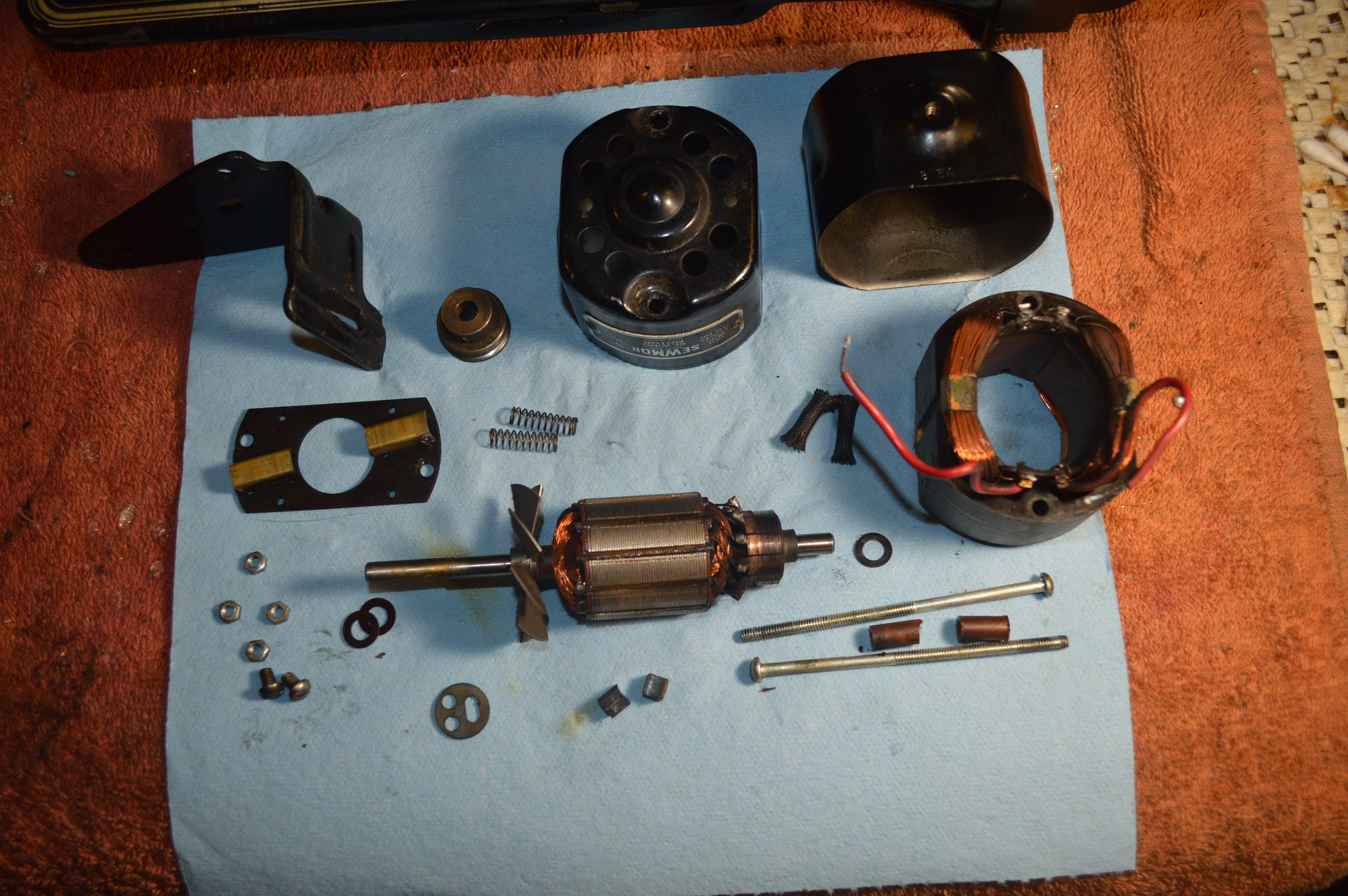 A Tutorial – Restoring a Vintage Sewing Machine Motor – Professionally ...
