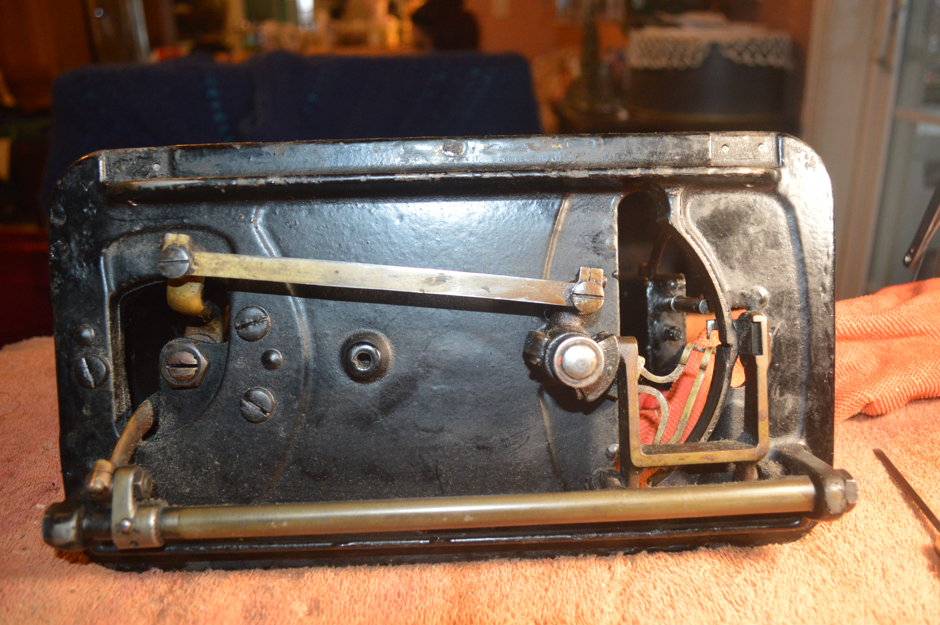 Restoration of a “Very Early” Singer Model 28 Sewing Machine – Carole’s ...