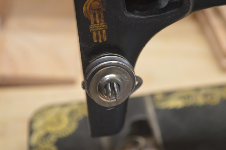 A Tutorial – Disassembling and Cleaning a Singer Model 27 Tension ...