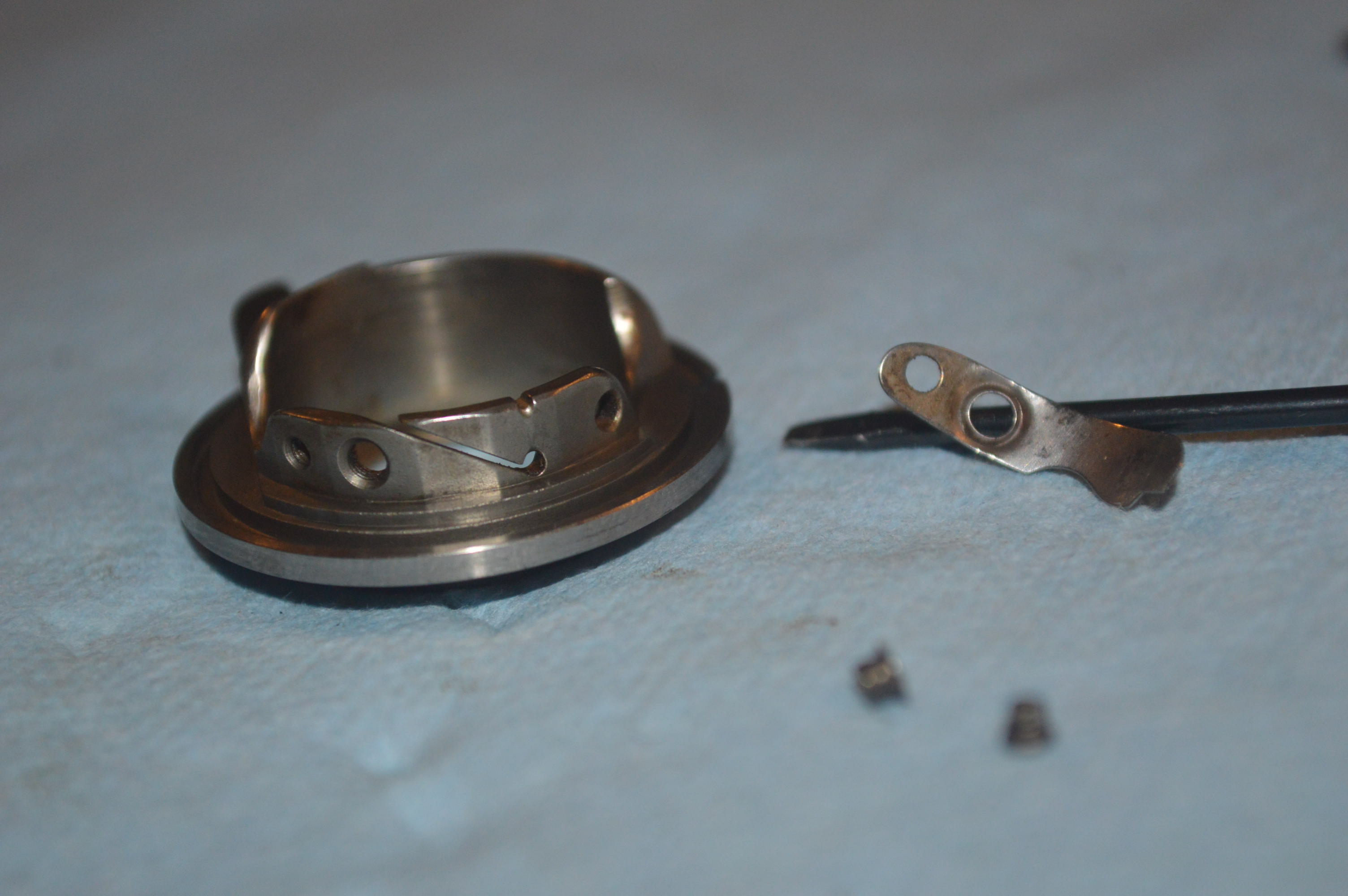 A Tutorial – Removing and Cleaning the Bobbin Case on a Singer 201-2 ...