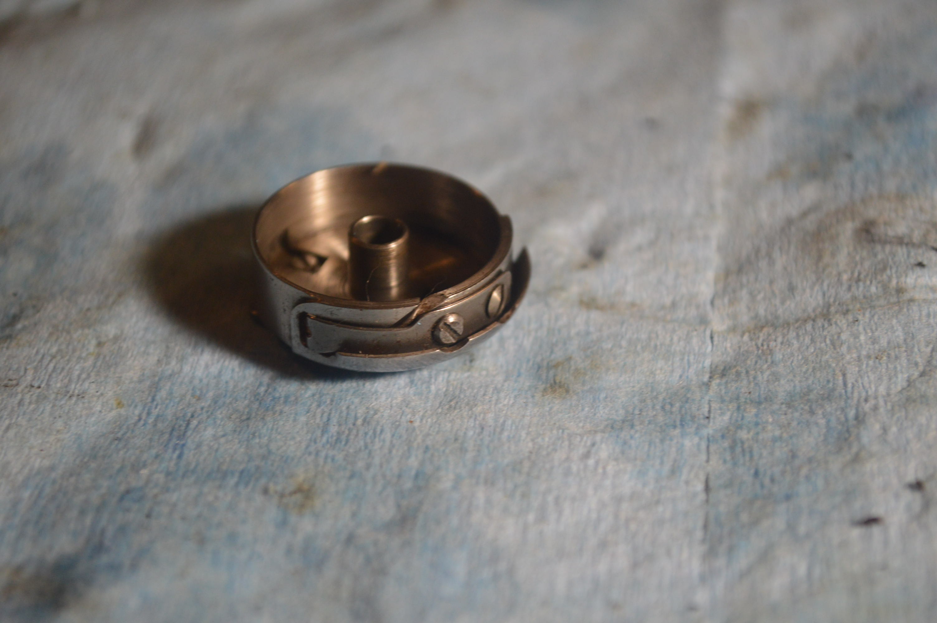 Conservation of a “Rare” 1953 Vintage Singer Model 221 “Featherweight ...