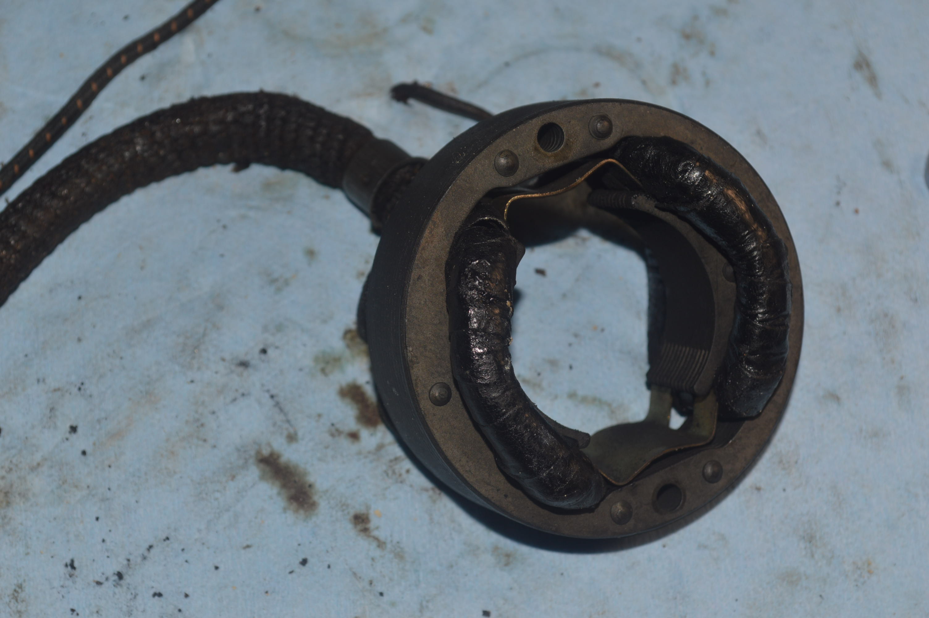 A Tutorial – How to Restore a Singer Model 101 “Potted” Motor ...