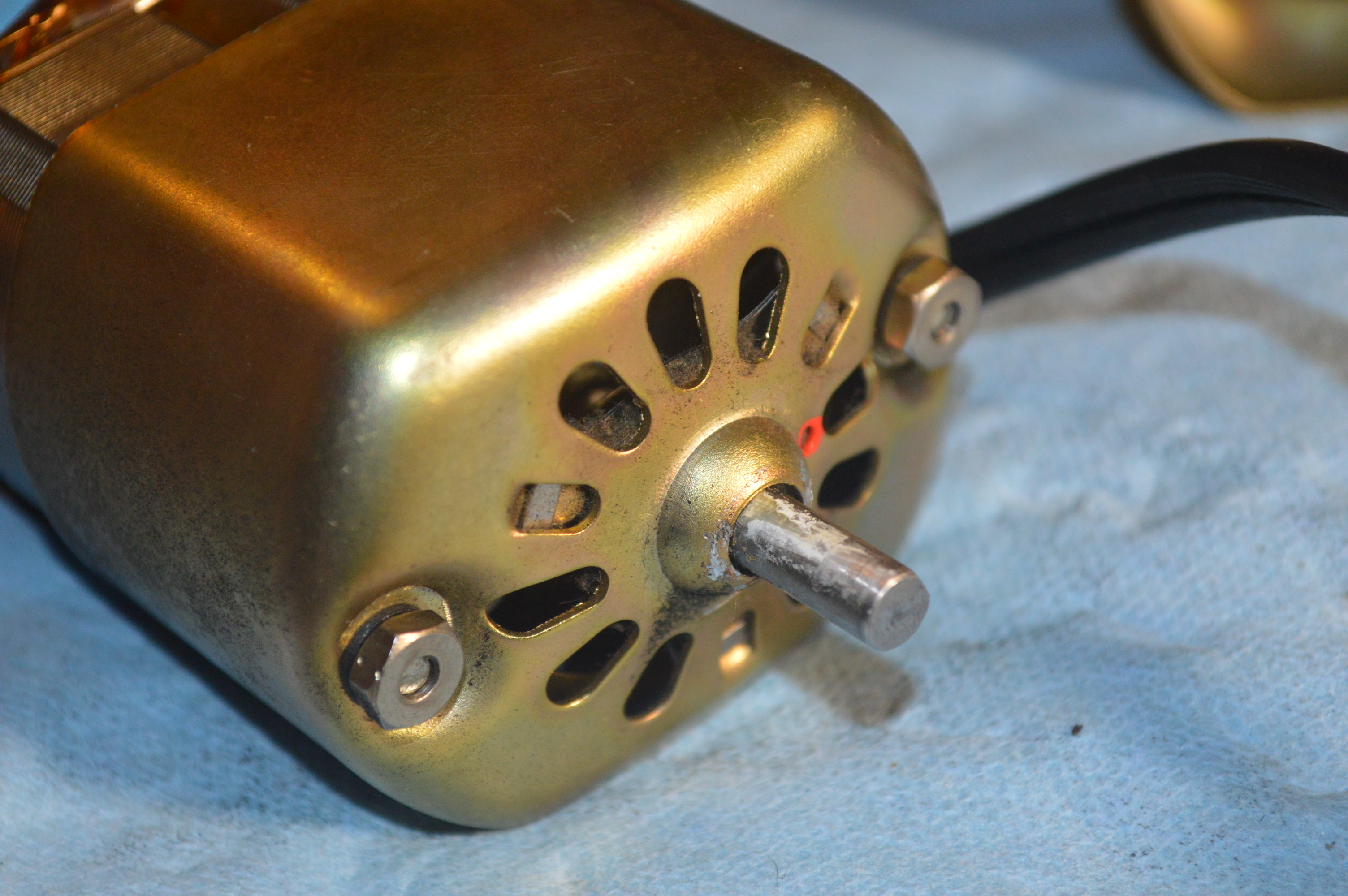 A Tutorial – Restoring A Kenmore Sewing Machine Motor – Professionally ...