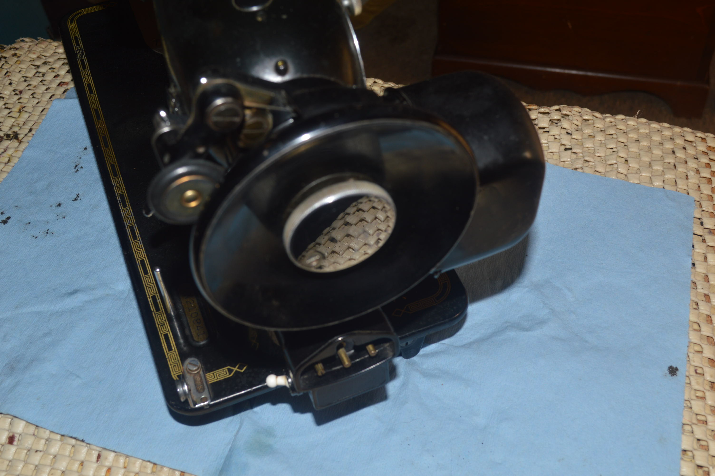 Restoration of a Vintage “Centennial” Singer Model 201-2 ...