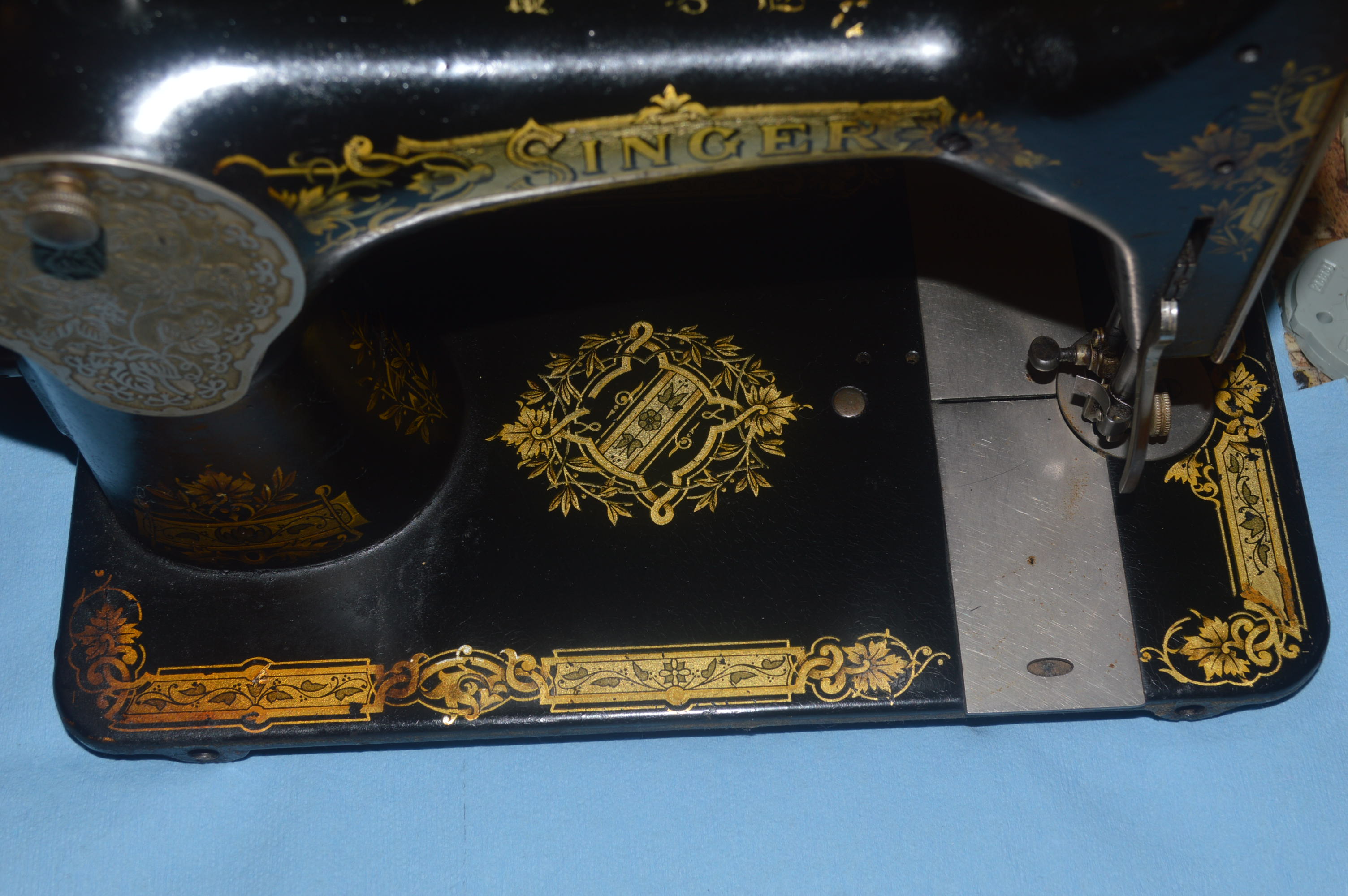 Restoration of an Antique 1918 Singer Model 28K Sewing Machine ...